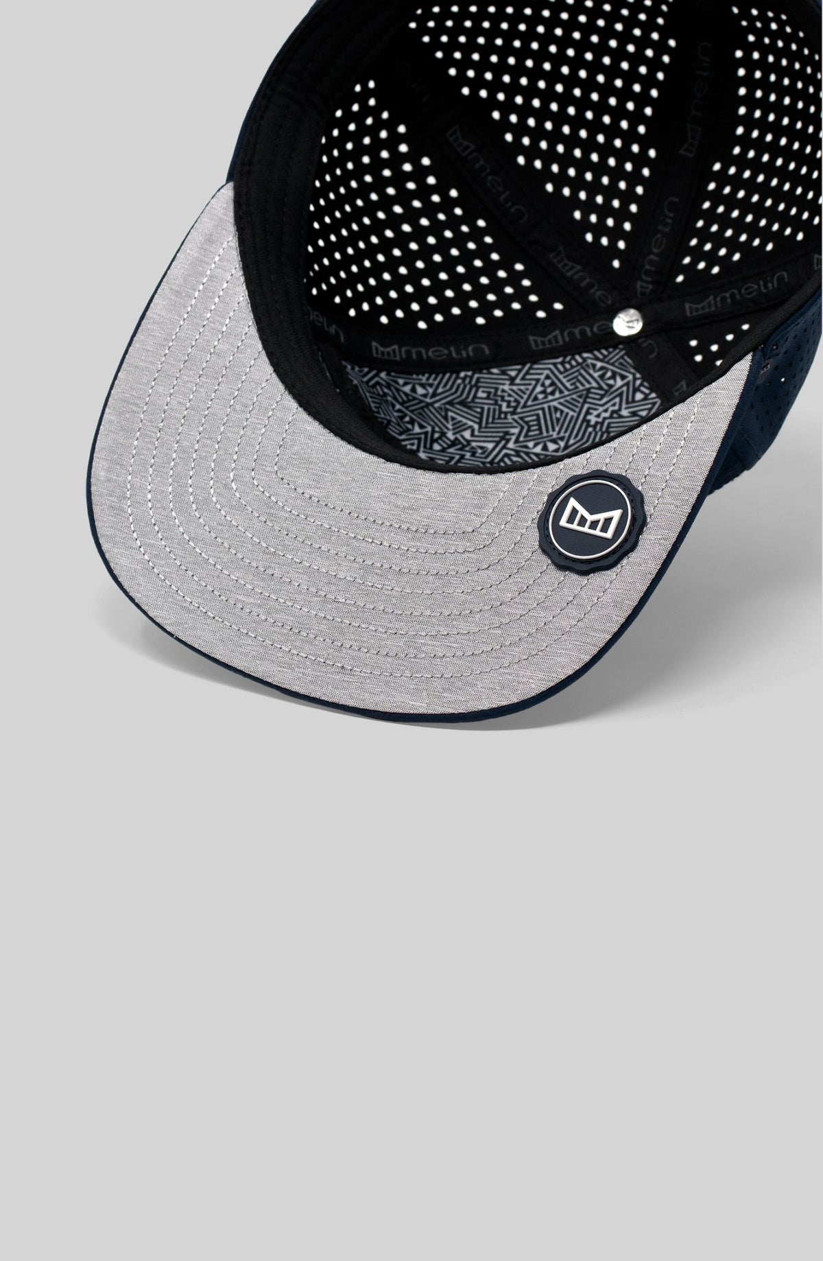 Trenches Icon Hydro Snapback Hat – melin